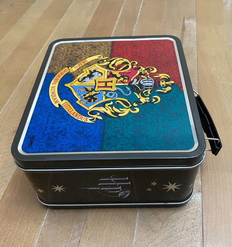 Harry Potter Metal Lunch Box By Thermos - Warner Bros - Hogwarts Crest ...