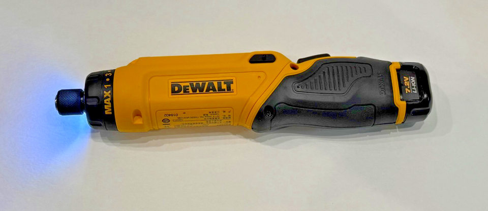 DeWALT DCF680 Lithium-Ion Cordless Gyroscopic Screwdriver KIT, incl ...