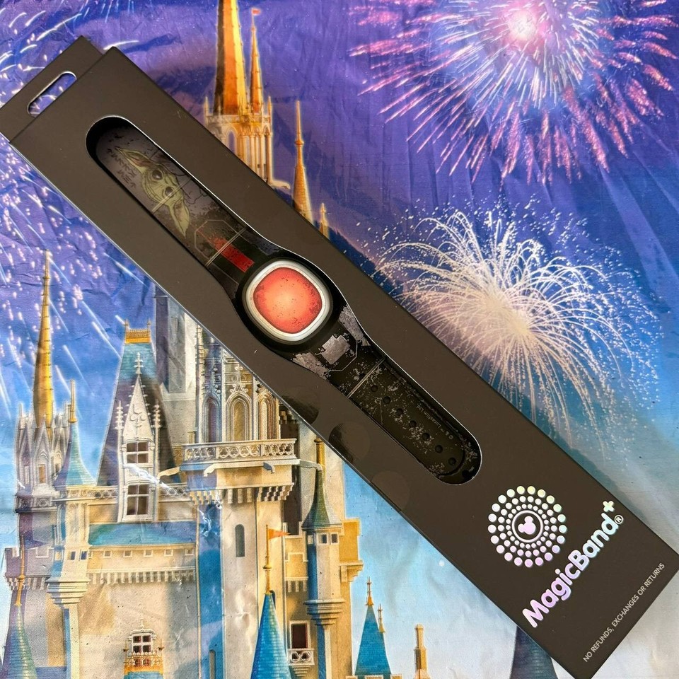 NEW Disney Parks Magic Band+ Band Plus + Star Wars Galaxy Edge Grogu ...