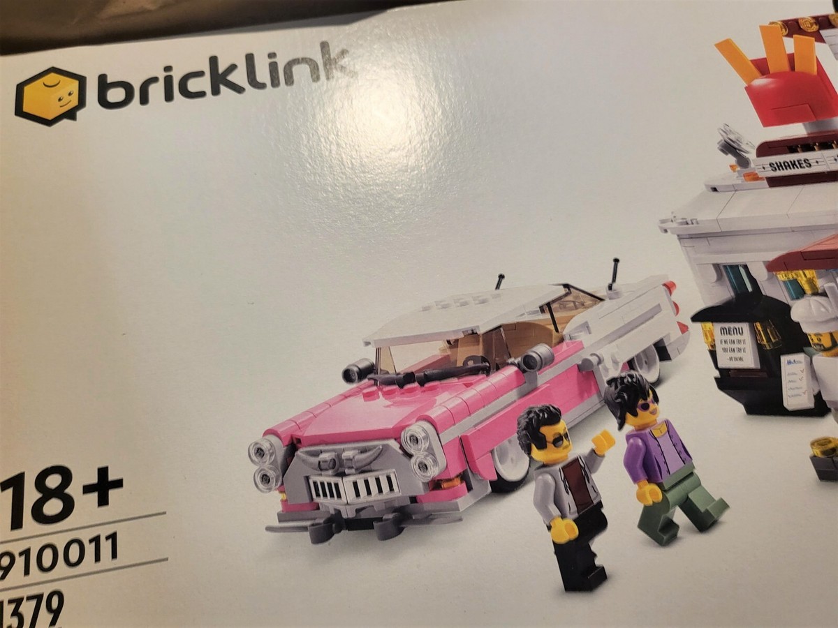 Lego Pink Cadillac LEGO Creator Expert Ghostbusters ECTO 1 Car Set