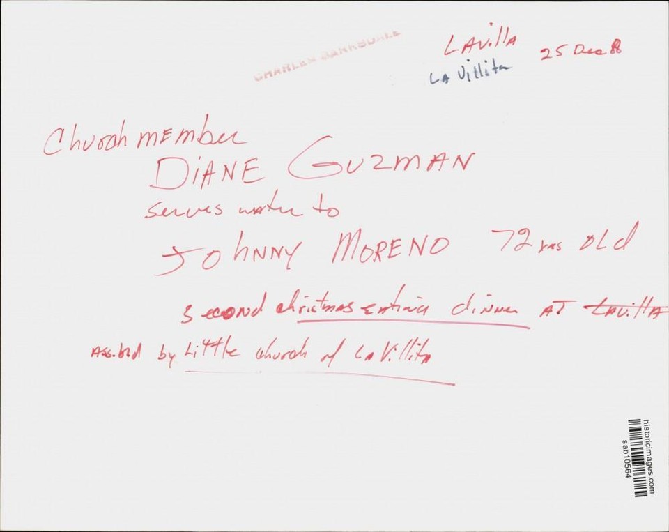 Press Photo Diane Guzman serves Johnny Moreno at Little Church of La ...