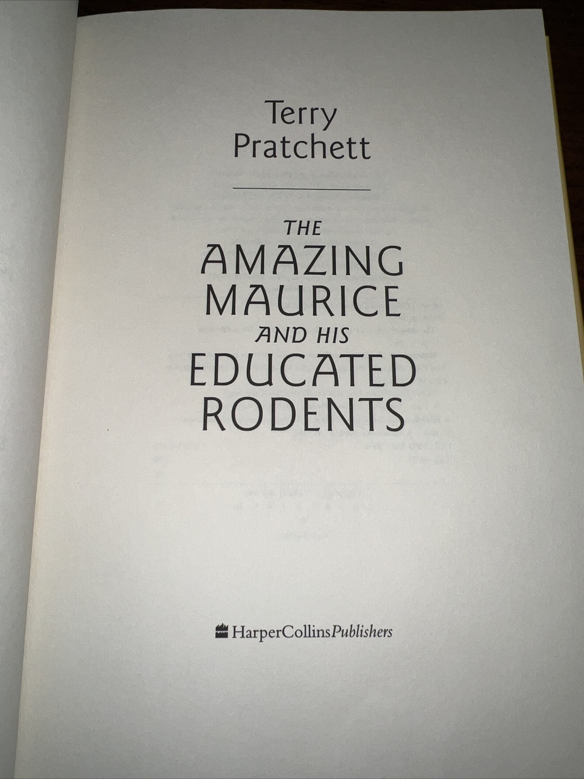 The Amazing Maurice and His Educated Rodents by Terry Pratchett 2001 ...