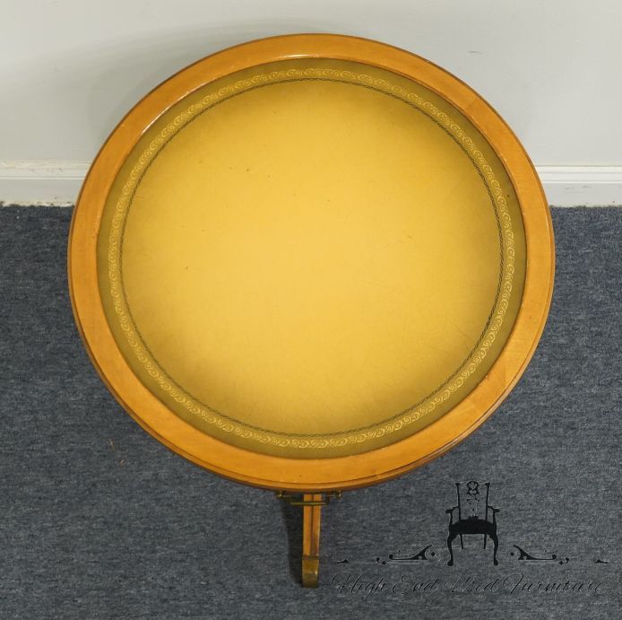 MERSMAN FURNITURE Traditional Style 26" Round Accent Table w. Tooled ...