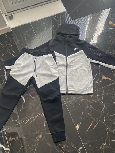 Nike Tech Fleece Tracksuit - Black, Grey & White (3rd Gen - New Season ...