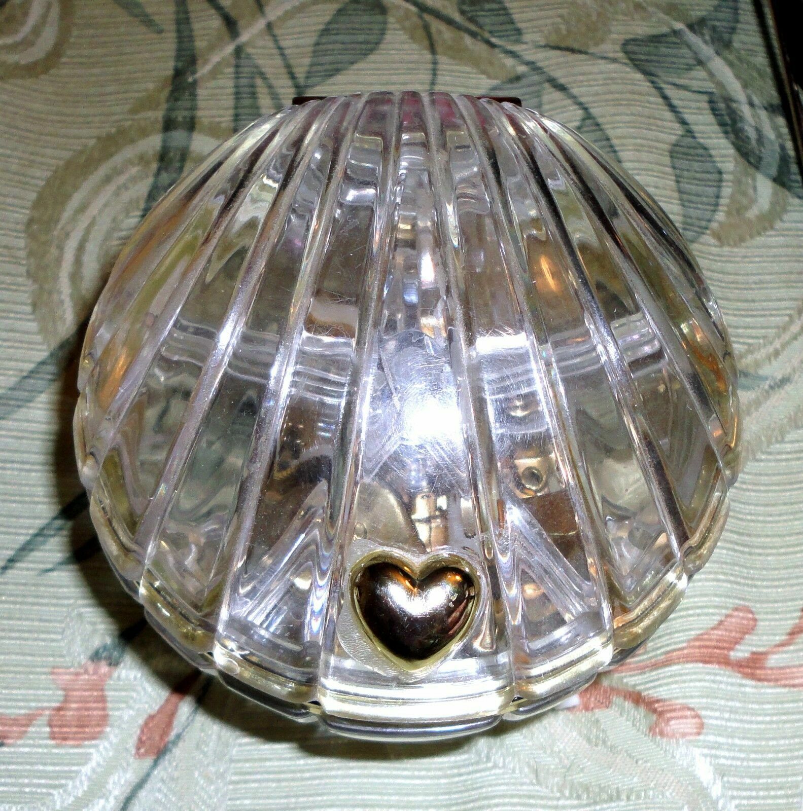 VINTAGE WESTLAND "LOVE STORY" LUCITE CLAM SHELL MUSIC BOX WORKS RARE | eBay