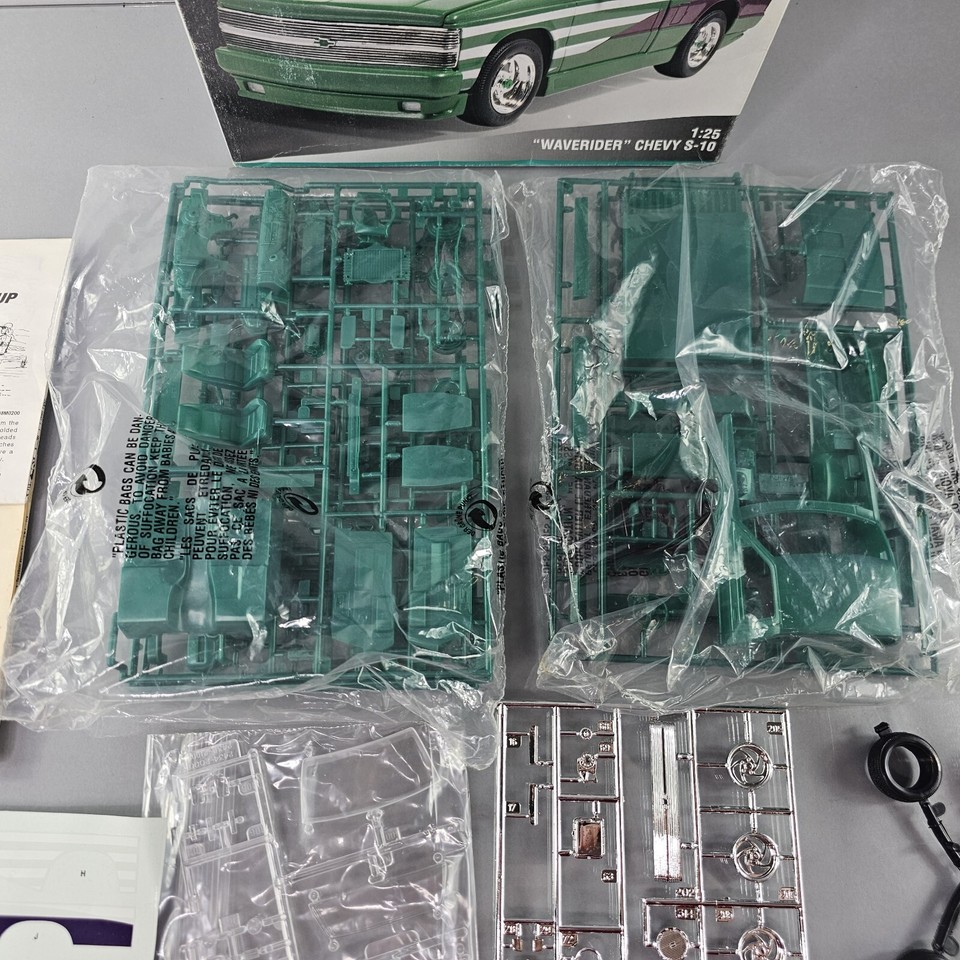 Monogram Chevy S-10 Waverider Pickup Truck 1:25 Model Kit 2438 RESIN ...