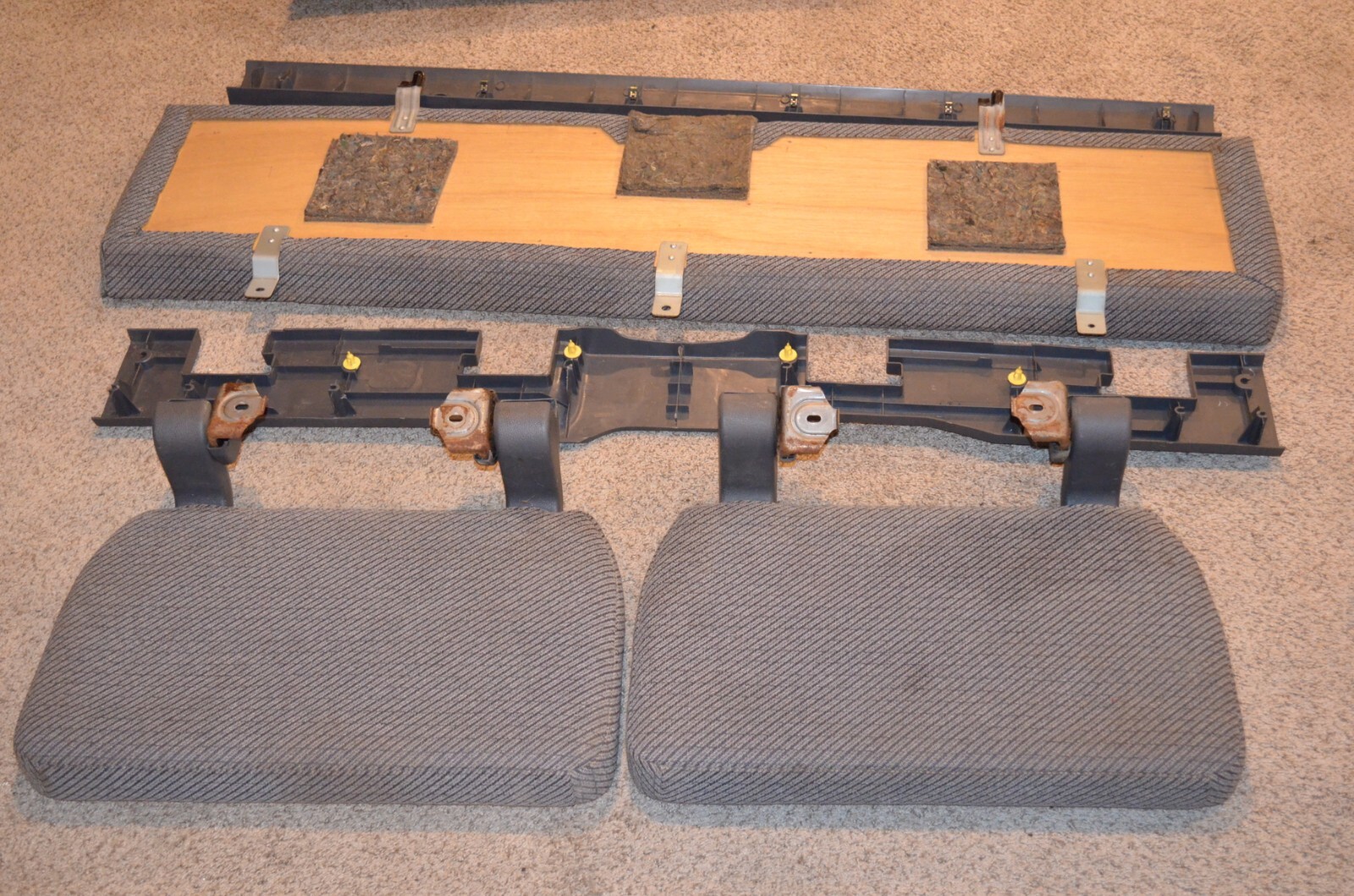 1989-1995 Toyota Pickup Truck Extended Cab Rear Seats Gray Seat Trim ...