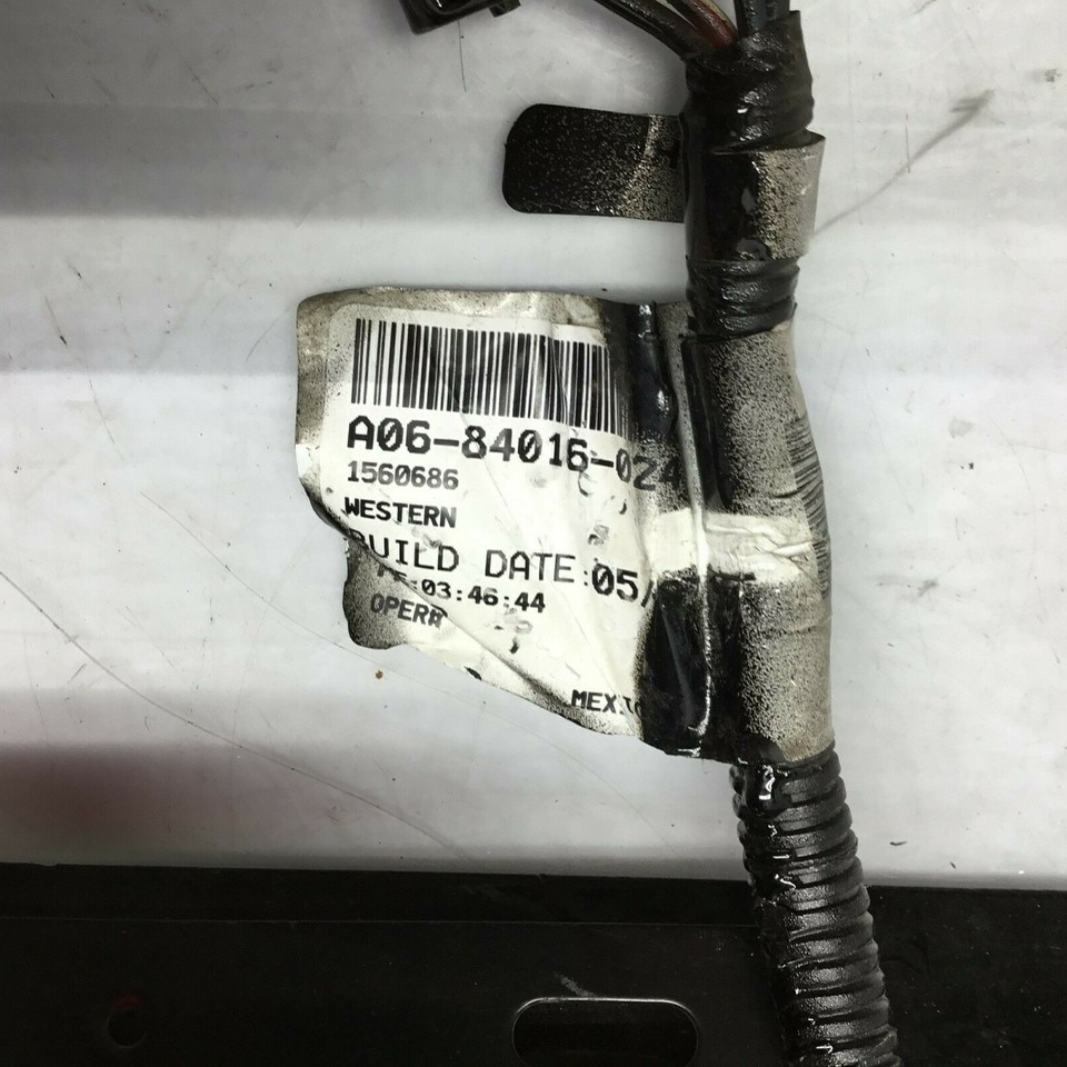 A06-84016-024 WESTERN Tail Light Assembly w/ Grote 9130 Tail Light | eBay