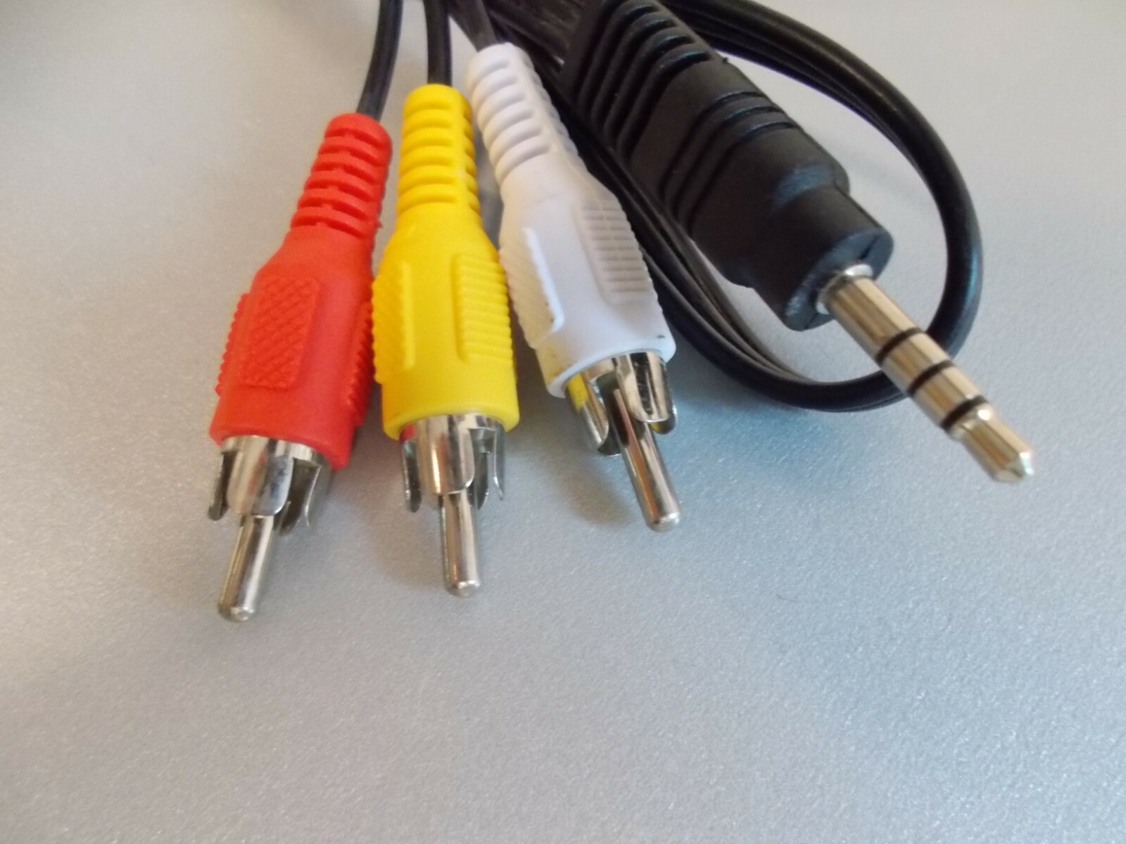 Stereo Cable, 3.5Mm AV Plug To 3X RCA Plug, Approx. 55Cm, Black, #K-90 ...