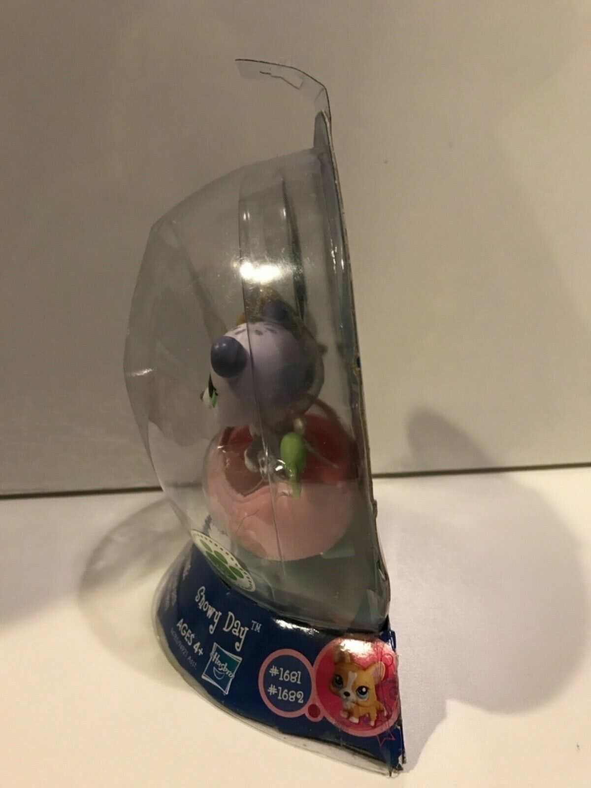 Littlest Pet Shop Snowy Day LPS Set 1681 & 1682 Raccoon Polar Bear ...