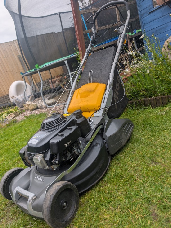 Stiga Twin Clip 55 SRH Self-Propelled Lawnmower BBC | eBay UK