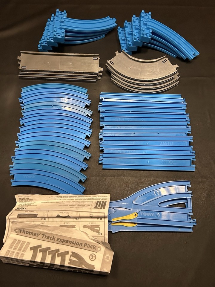 Thomas & Friends Trackmaster Blue Track Expansion 28 PIECES | eBay