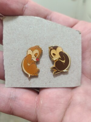 Disney 2 Pin Set - JDS - Chip & Dale - Nuts - Mini Sleep Hibernating | eBay