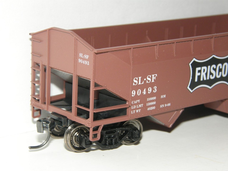 Athearn HO K&D Hobby Frisco 34' Offset Hopper #90493 Steel Wheels ...