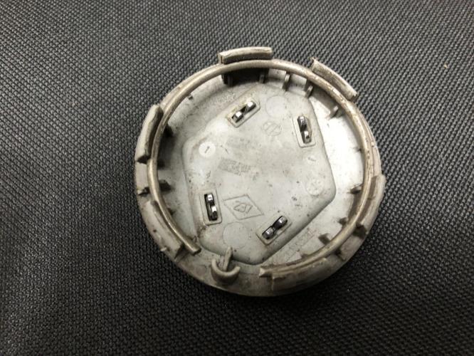 Enjoliveur RENAULT CLIO 3 8200043899--G | eBay