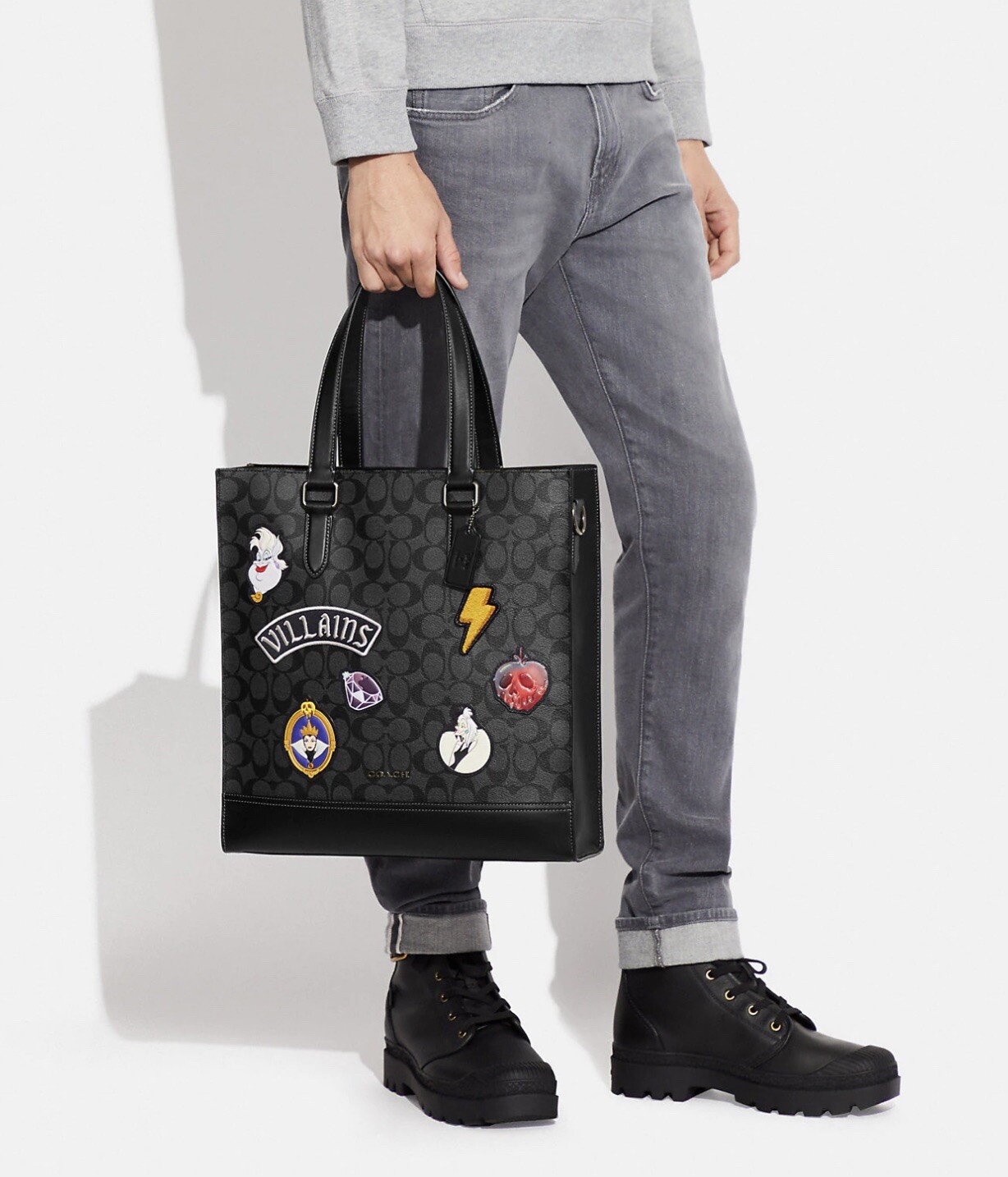 ☂️🍄Coach Disney X Coach Graham Structured Tote In Signature Canvas With ...