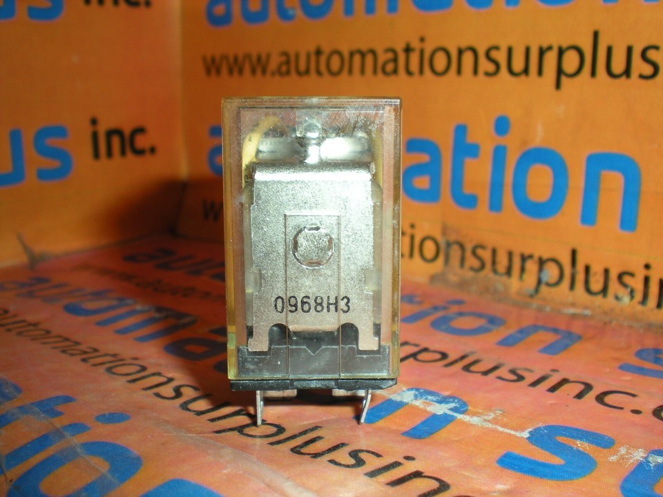 OMRON IEC255 LY2 24VDC 10A 110VAC 8-PIN RELAY | eBay