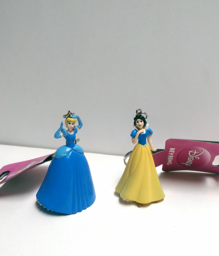 2x Disney Princess 3D Key Chains Ring Cinderella, Snow White Girl ...
