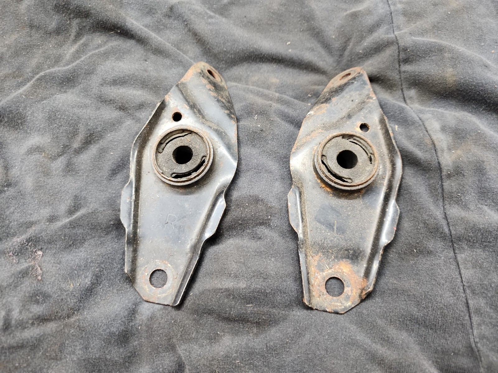 1g Dsm 4g63 Talon Radiator Mount L R Pair | eBay