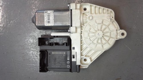 VOLKSWAGEN CC RF Door Window Motor Front 1K0 959 792 P / 1T0 959 702 L ...