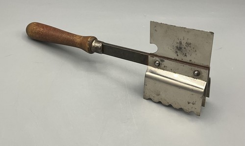 Vtg Wood Handled Meat Tenderizer Kitchen Meat Cleaver Antique Made in ...