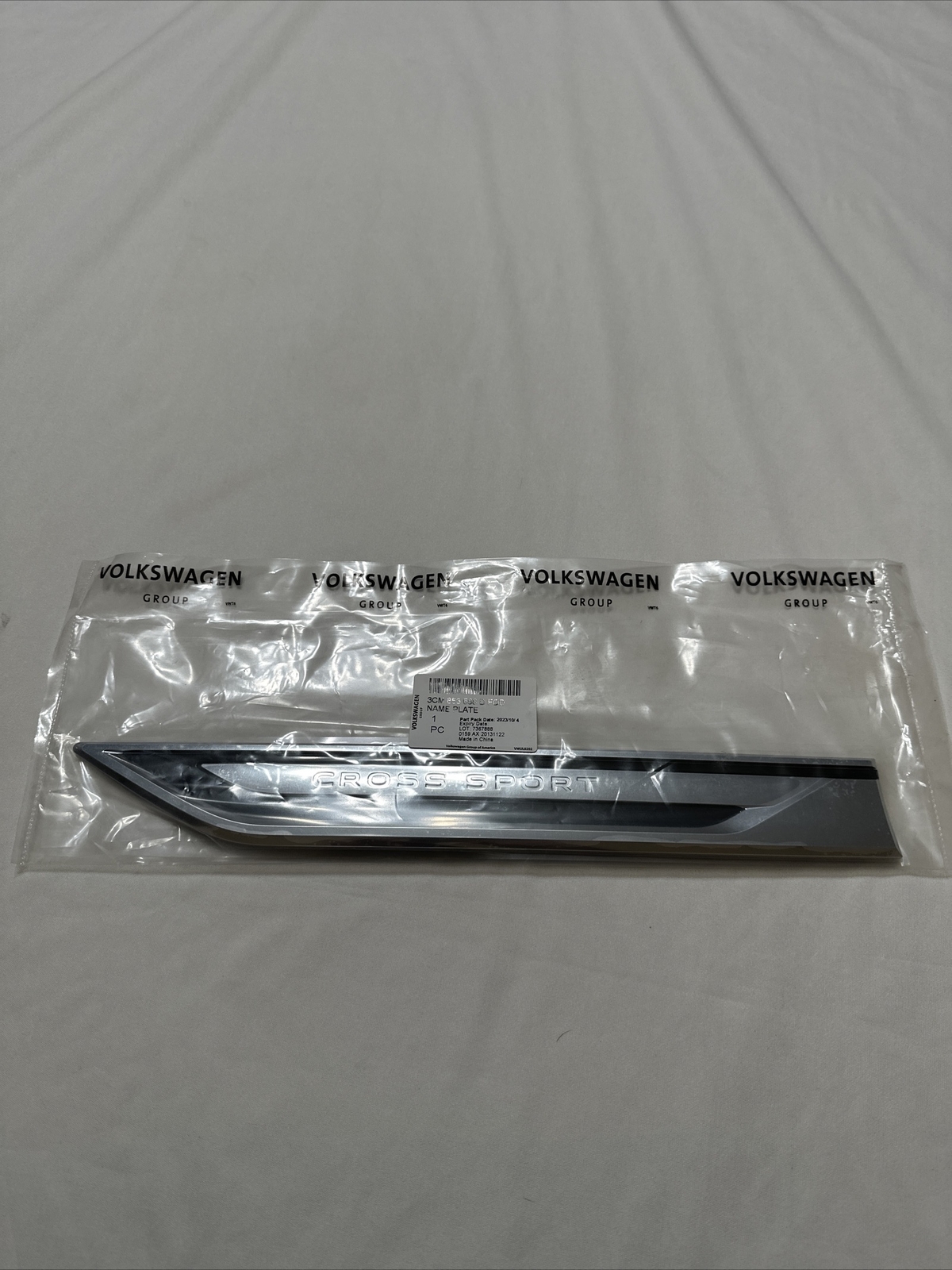 Genuine Volkswagen Nameplate 3CM-853-688-D-FOD for sale online | eBay