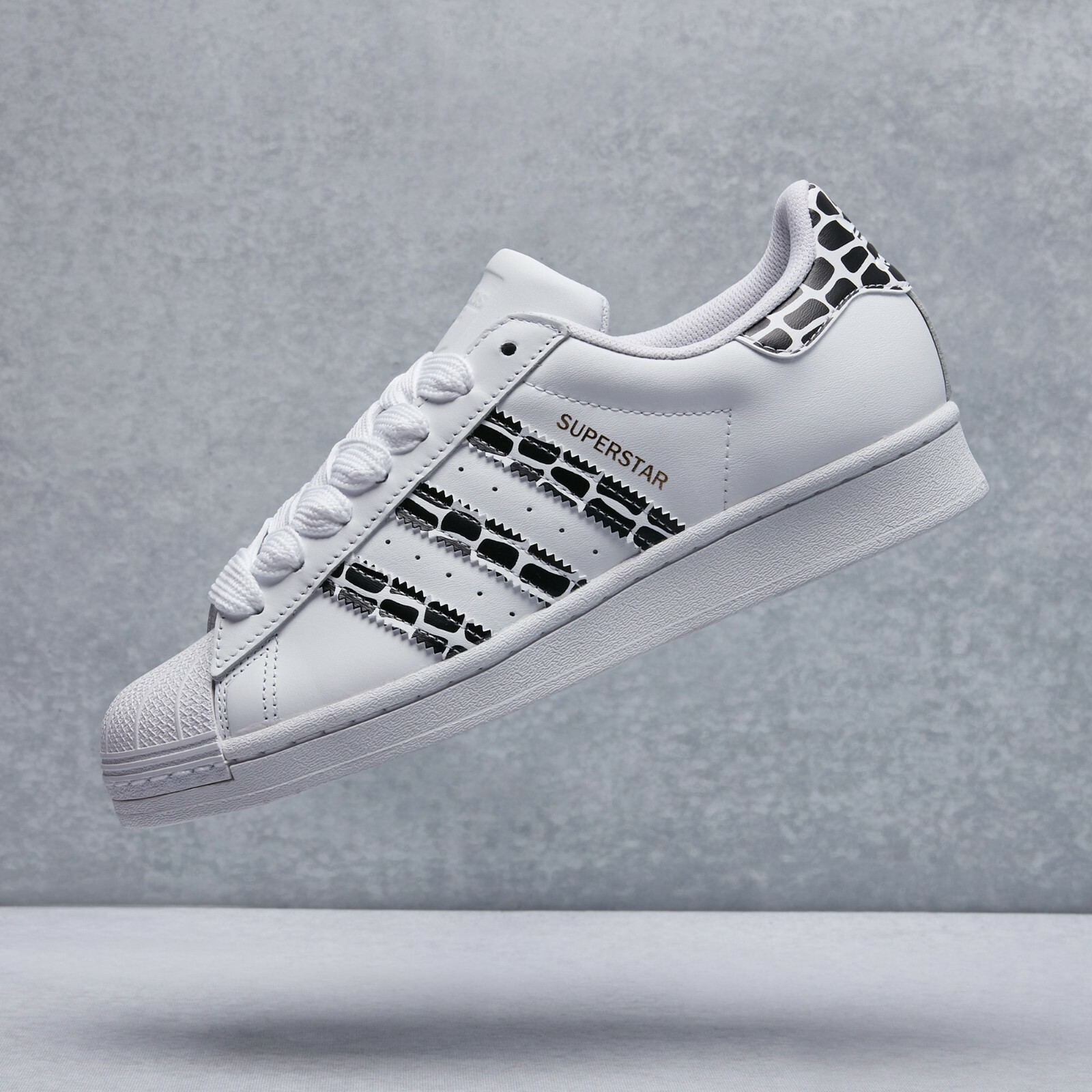 Size 8 - adidas Superstar Animal Print W for sale online | eBay