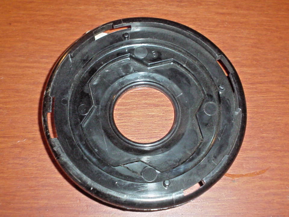 John Deere M122826 Cover for 21C 21S 25S 30S 38B String Trimmer Head ...