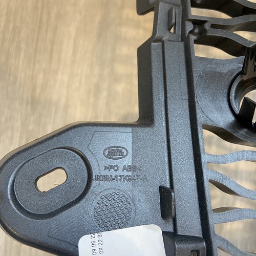 LAND RANGE ROVER SVR RH RIGHT BUMPER GRILLE JK6M-17K947-A 2018 - 2020 ...