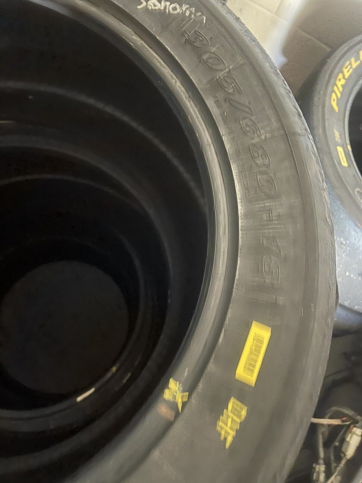 305/680-18 pirelli p zero race slicks set of 4 Road Course Racing ...