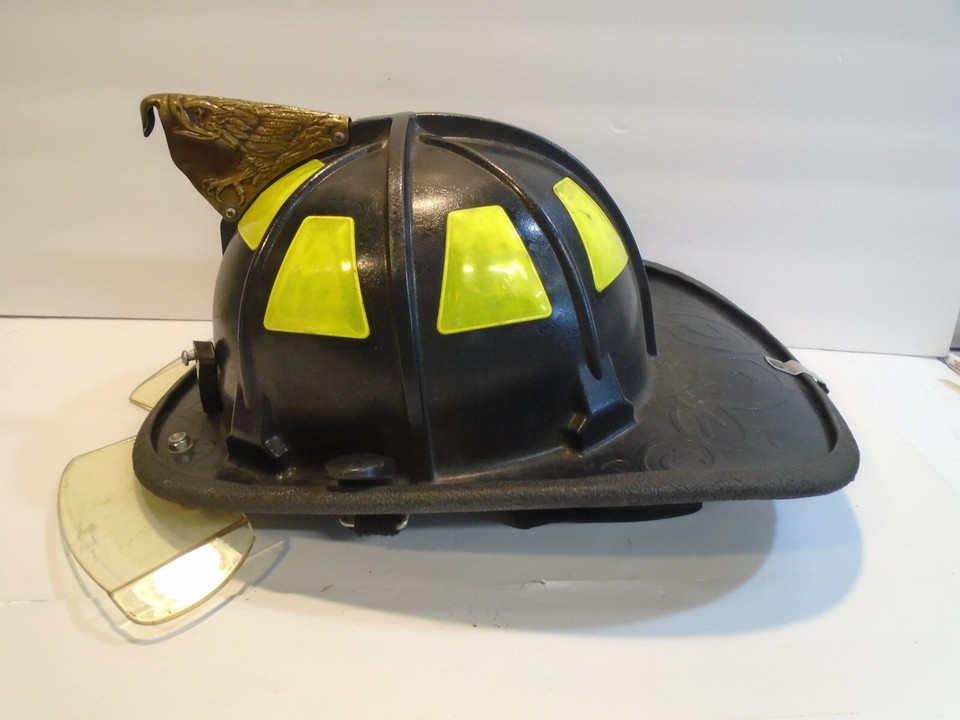 Cairns 880 Fire Helmet - 2019 NFPA Compliant | eBay