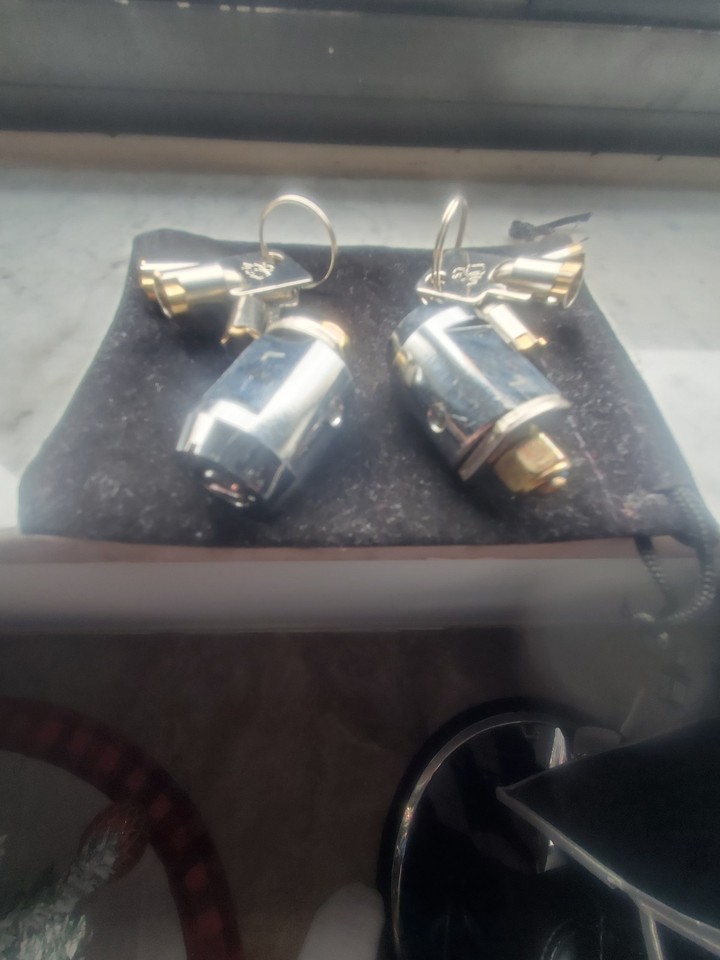 Extra Space Storage Cylinder Lock Key Set 2-Pack, Pre-owned | eBay