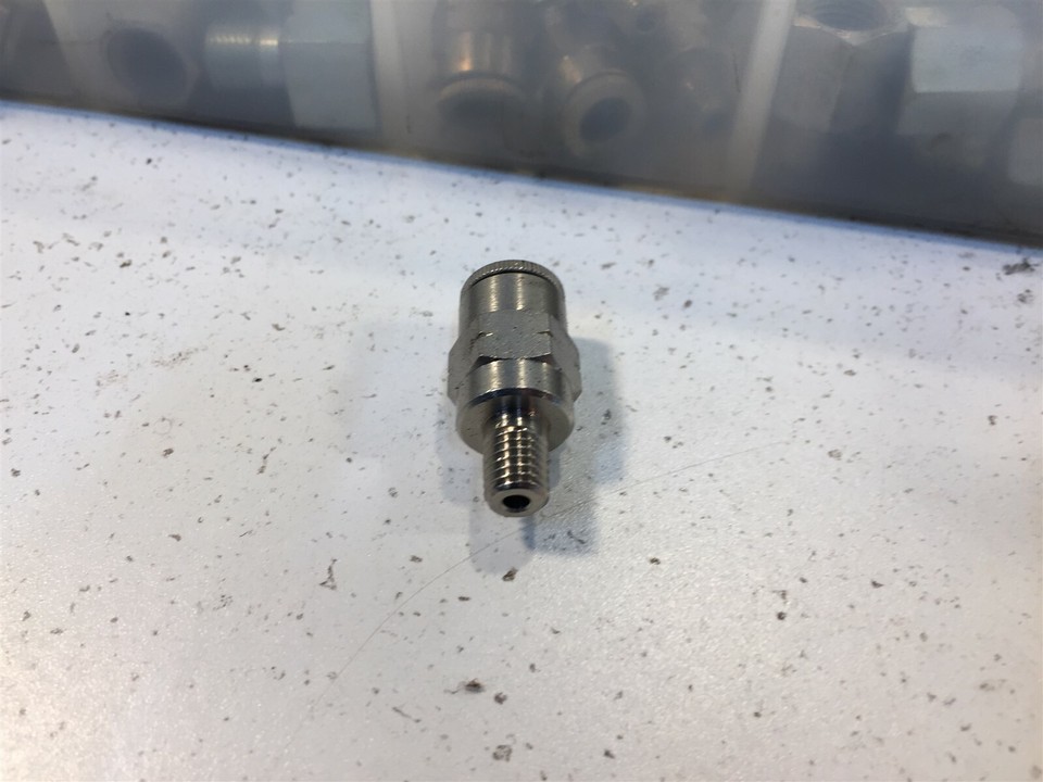 Lincoln Industrial Fittings 244048 244047 244884 20026 20024 244055 ...