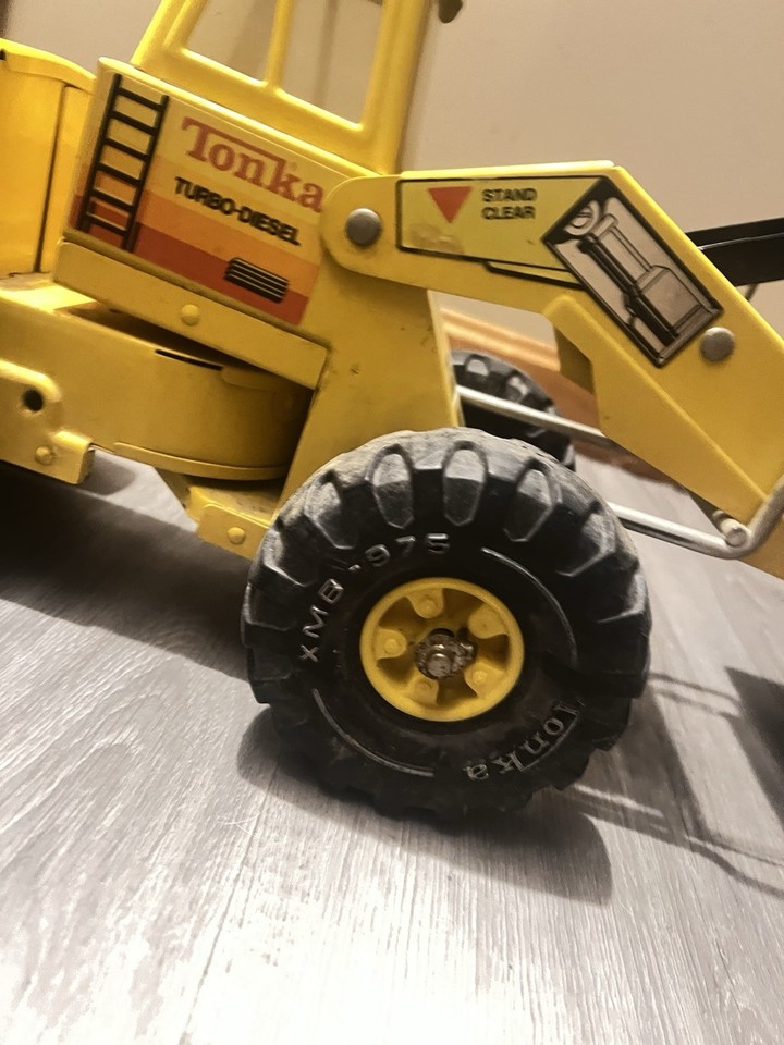VTG 1980s Tonka Loader Mighty Turbo-Diesel XMB-975 Front End Bucket ...