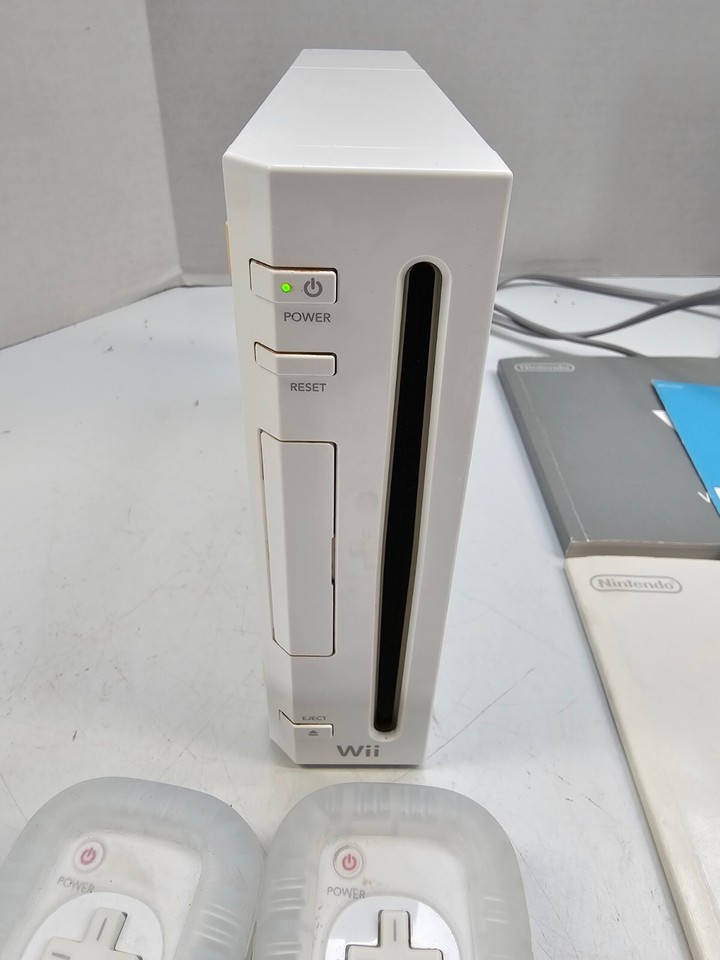 Nintendo Wii Console Gamecube Compatible RVL-001 Bundle | eBay