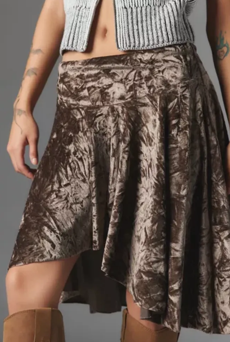 Urban Outfitters Silence + Noise Willa Crushed Velvet Mini Skirt - size ...