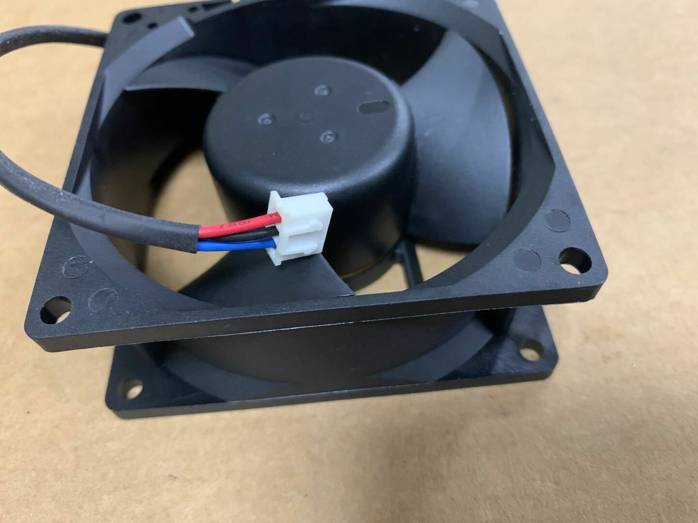 Delta EFB0824EHF fan 80*80*32mm 3pin 24V 0.35A #M1987 QL | eBay