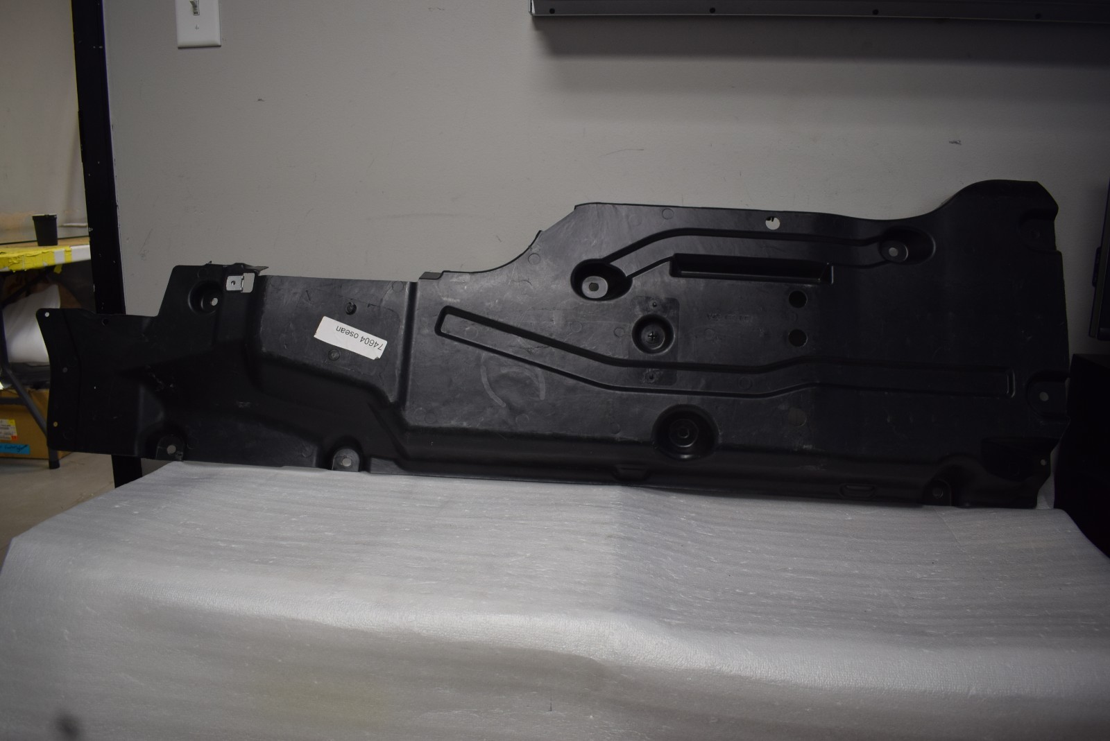 2012 MERCEDES BENZ GL CLASS X166 X164 BOTTOM ENGINE COVER FACTORY OEM ...