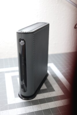Motorola MG7315 Cable Modem 8x4 DOCSIS 3.0 N450 Wi-Fi Router No Cable ...
