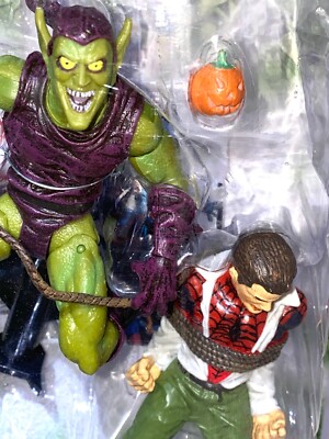 Marvel Select Green Goblin Peter Parker figure Diamond Amazing ...