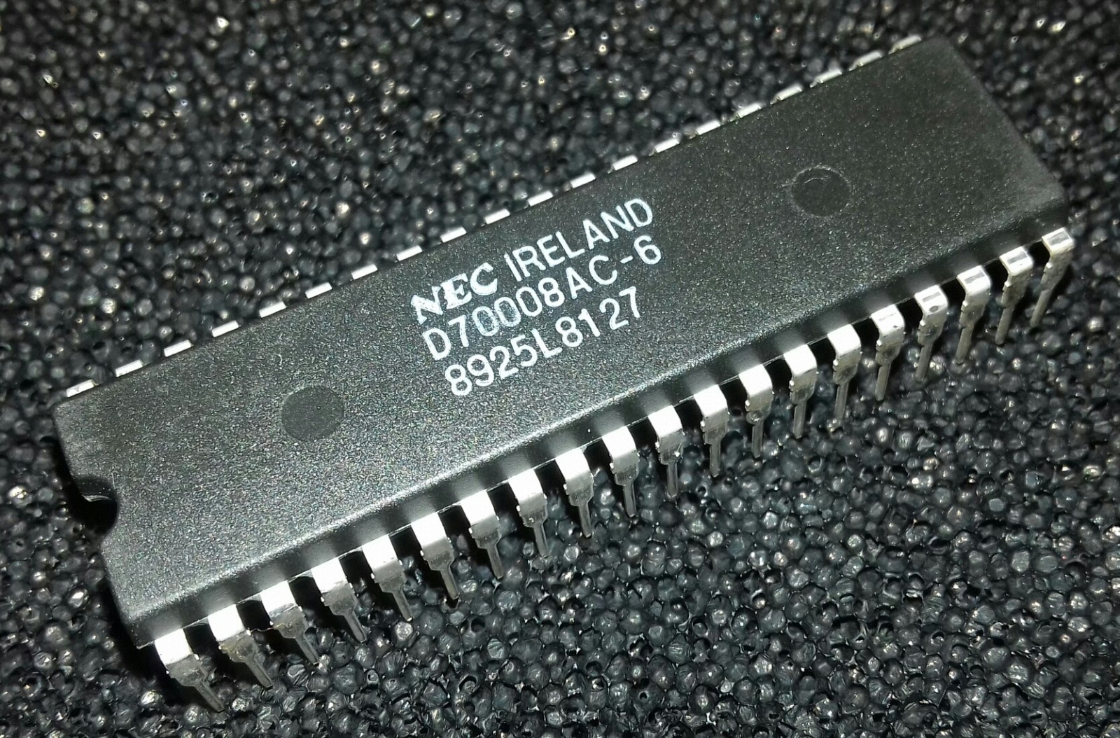 1pcs D70008AC-6 µPD70008AC-6 6MHZ CPU CMOS = Z80B CPU / Z84C0006PSC ...