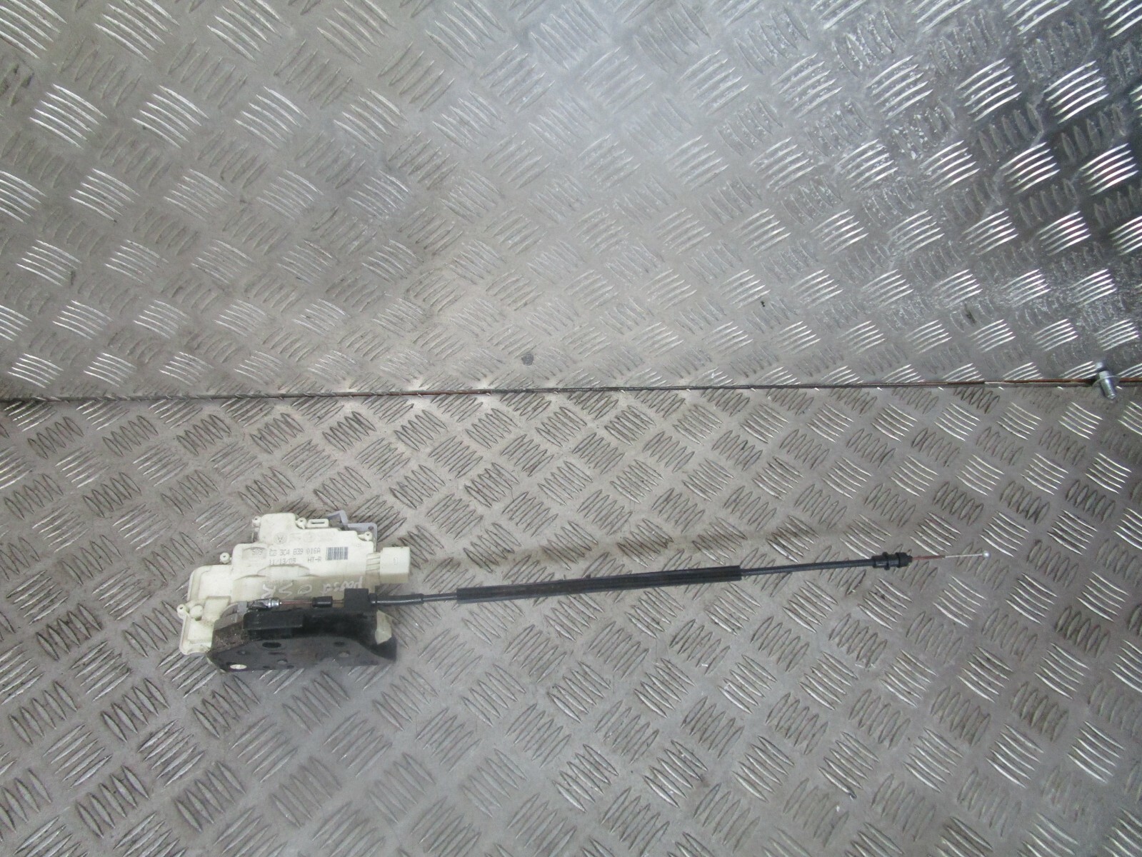 2005-10 VW PASSAT B6 1.6 TD OSR DRIVER SIDE REAR DOOR LOCK MECHANISM ...