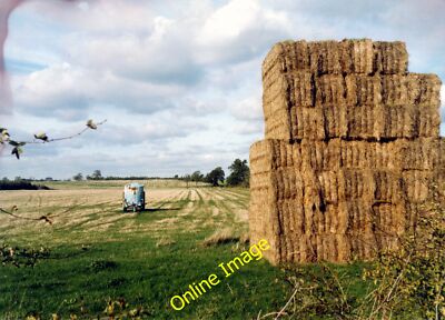 Photo 6x4 St Helen, Gateley, Norfolk - Window c2010 | eBay UK