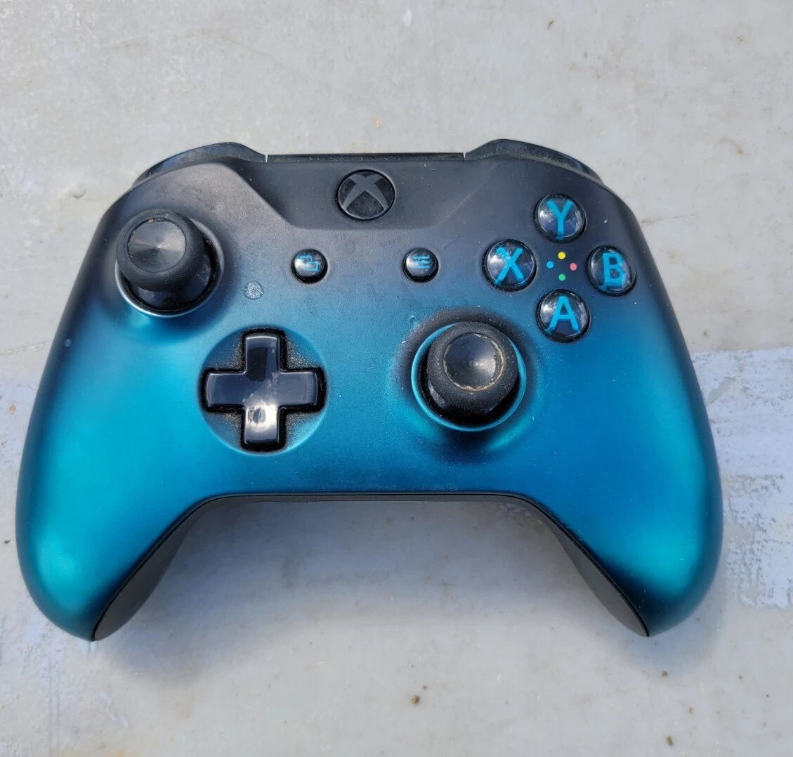Black And Blue Xbox 360 Controller