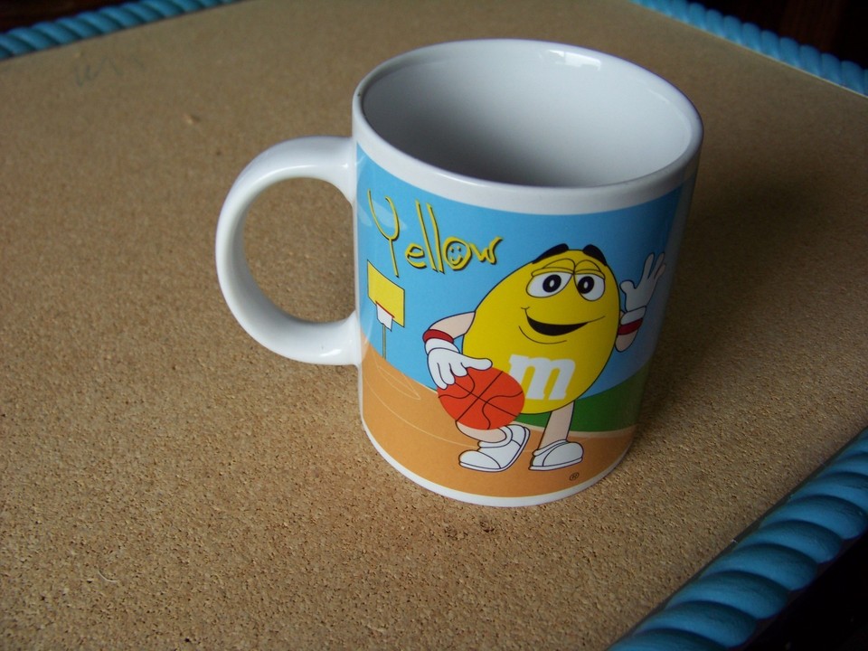 M&Ms ceramic mug coffee cup Ms Green baseball Yellow basketball M & M's ...