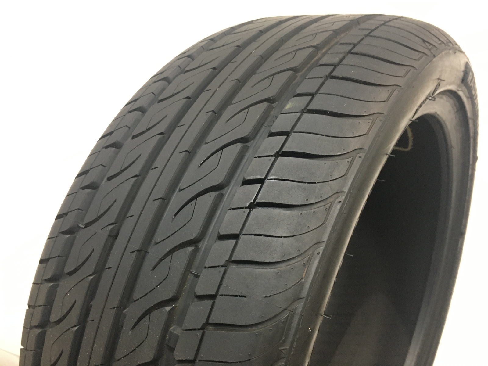 [1] Goodride Radial RP88 P225/40R18 225 40 18 Tire - Driven Once | eBay