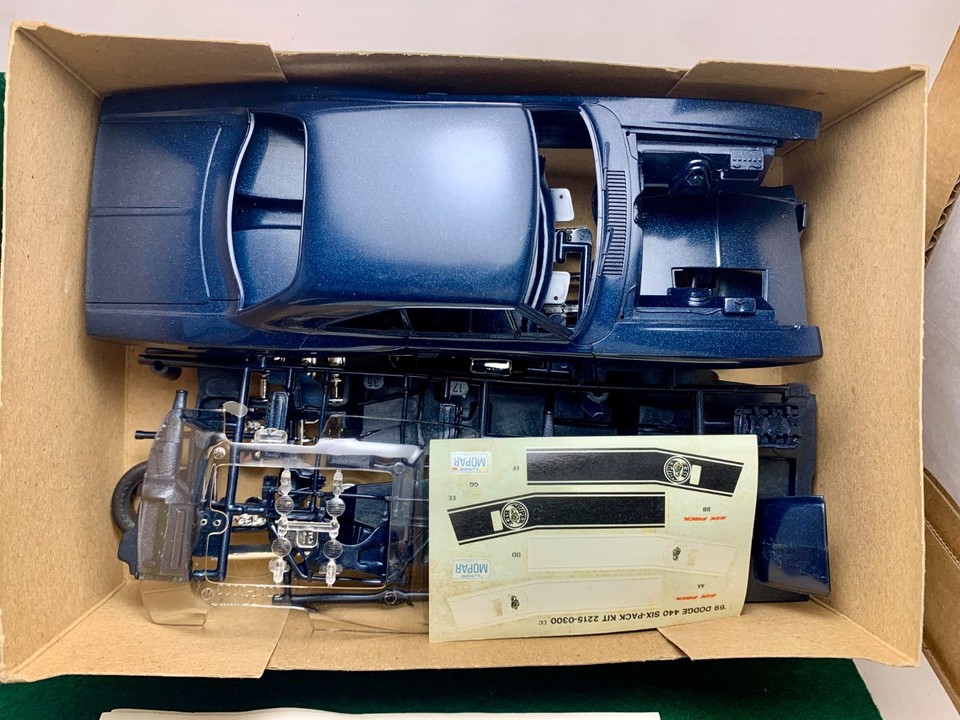 Monogram 1969 Dodge 440 Six Pack 1/24 Model Kit | eBay