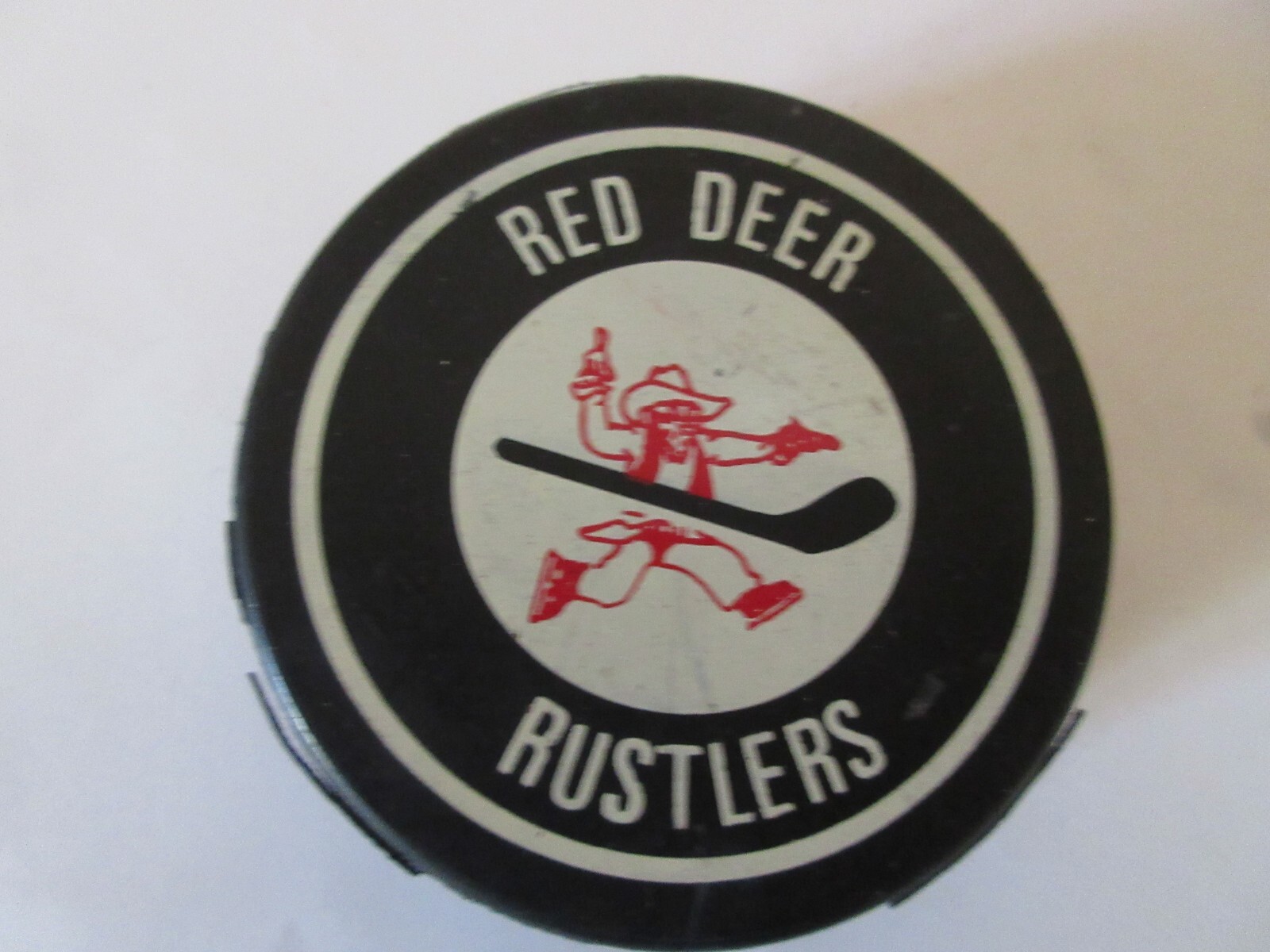 Red Deer Rustlers Alberta Junior Hockey League 1970 - 1971 Game Puck | eBay