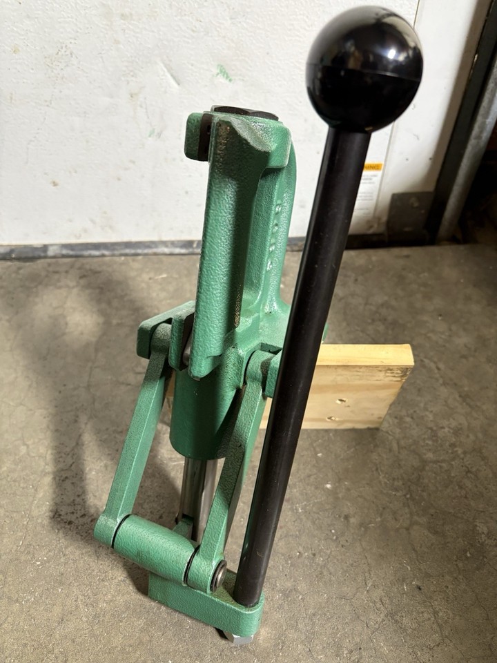 RCBS RC II Reloading Press-(09366) With Lee 309 And 311 Bullet Sizing ...