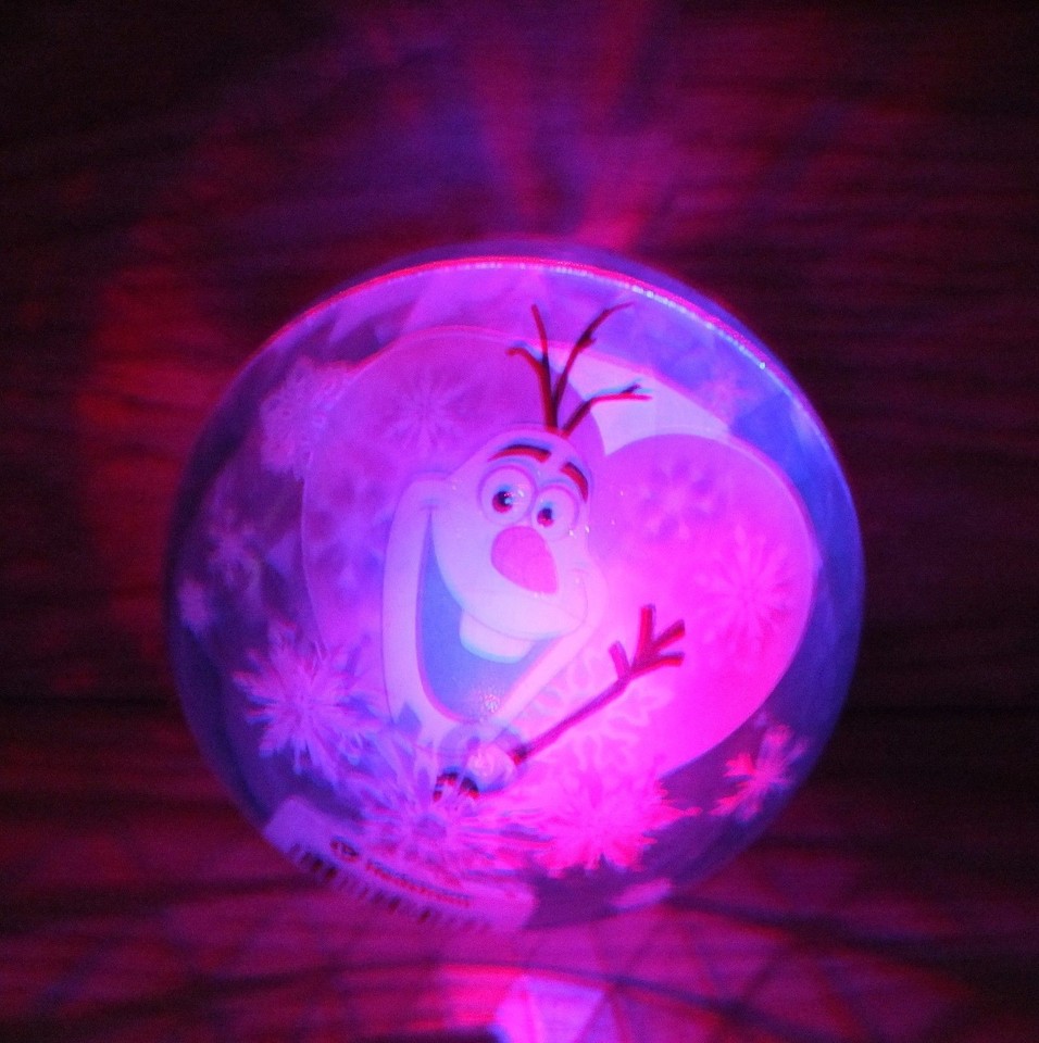 Genuine Hedstrom Small Round Frozen Elsa Anna Olaf Light Up Bouncy Ball ...